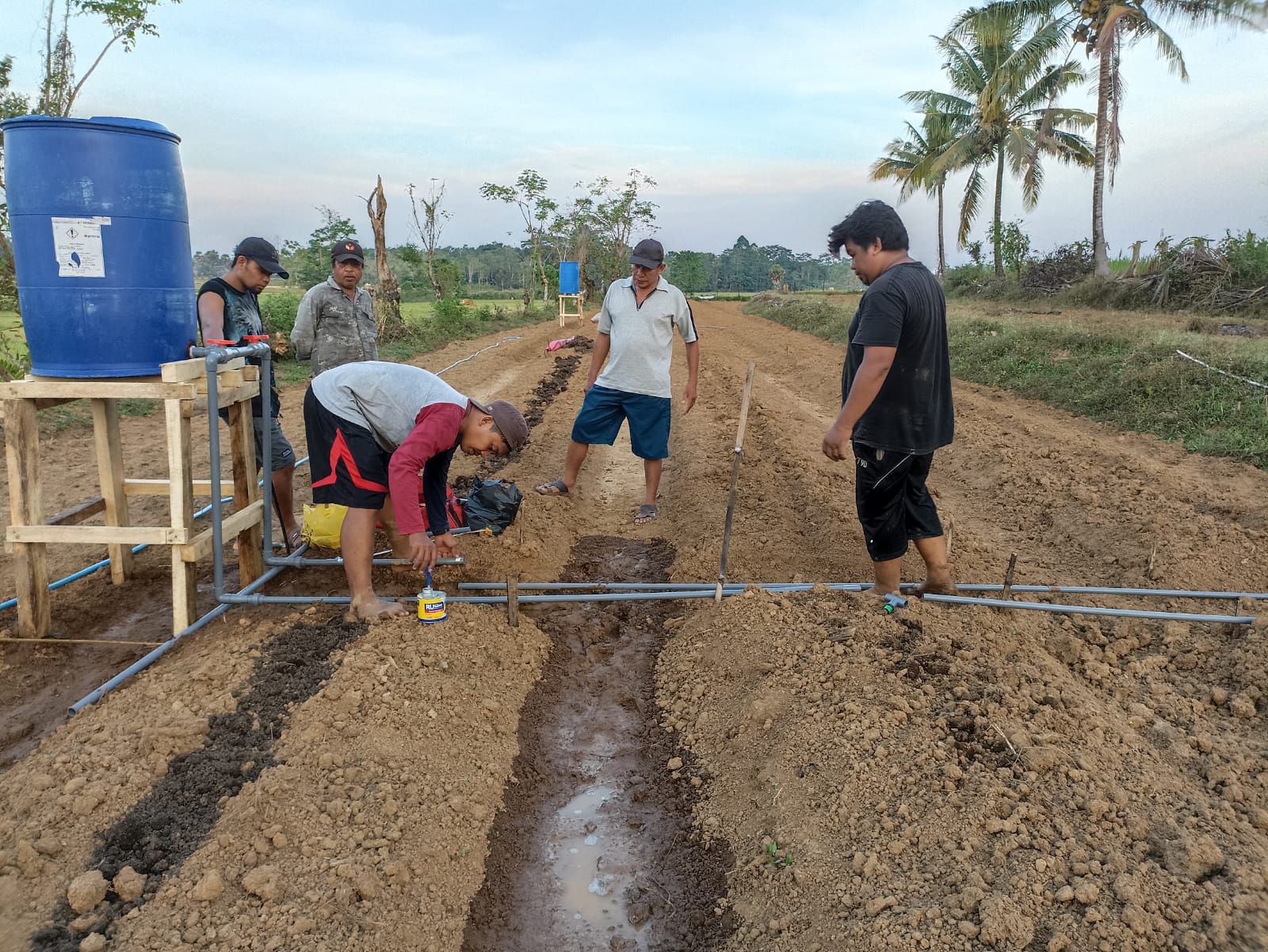 Capacity development of farmer group in using affordable micro ...