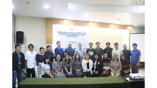 Report: Provincial Development and Physical Framework Plan (PDPFP ...